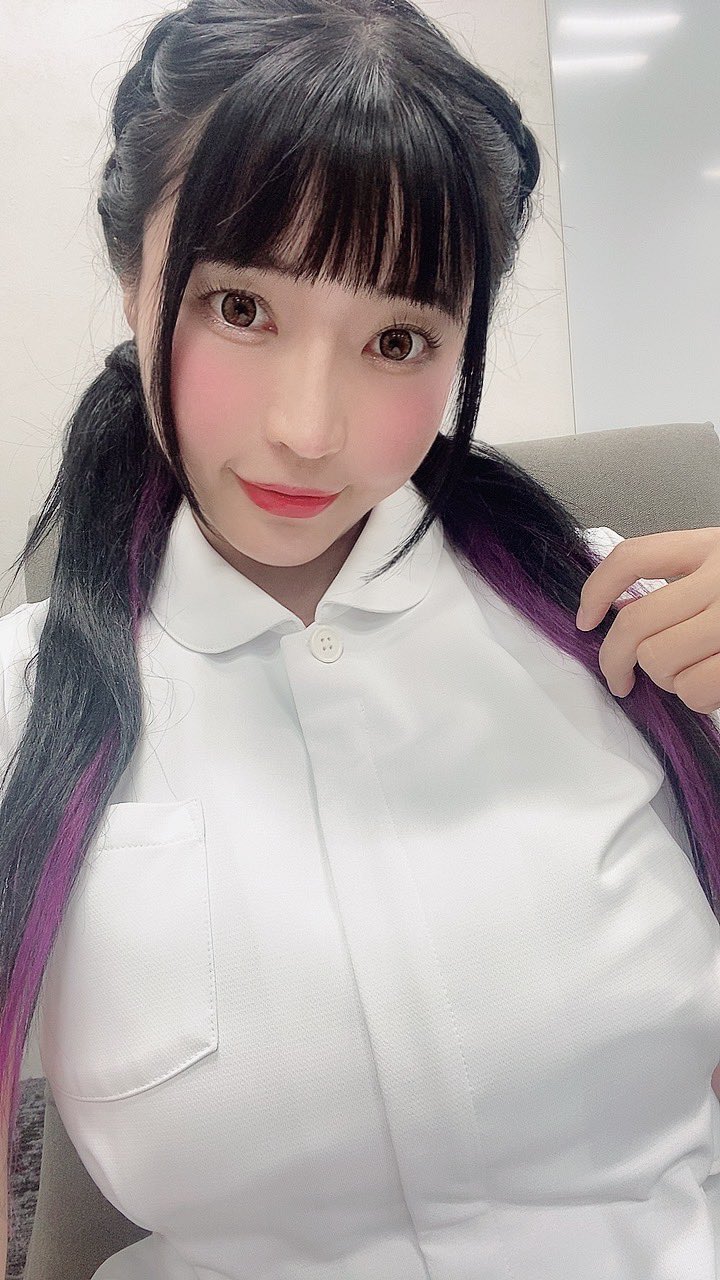 みねりお🦄💜TikTok80万人超え㊗🎊youtubeもやってます🙋‍♀️🌈 on Twitter: "収録でした～ ️🫡 #グラビアアイドル #みねりお #収録 #TV #ナース #1ミリで ...