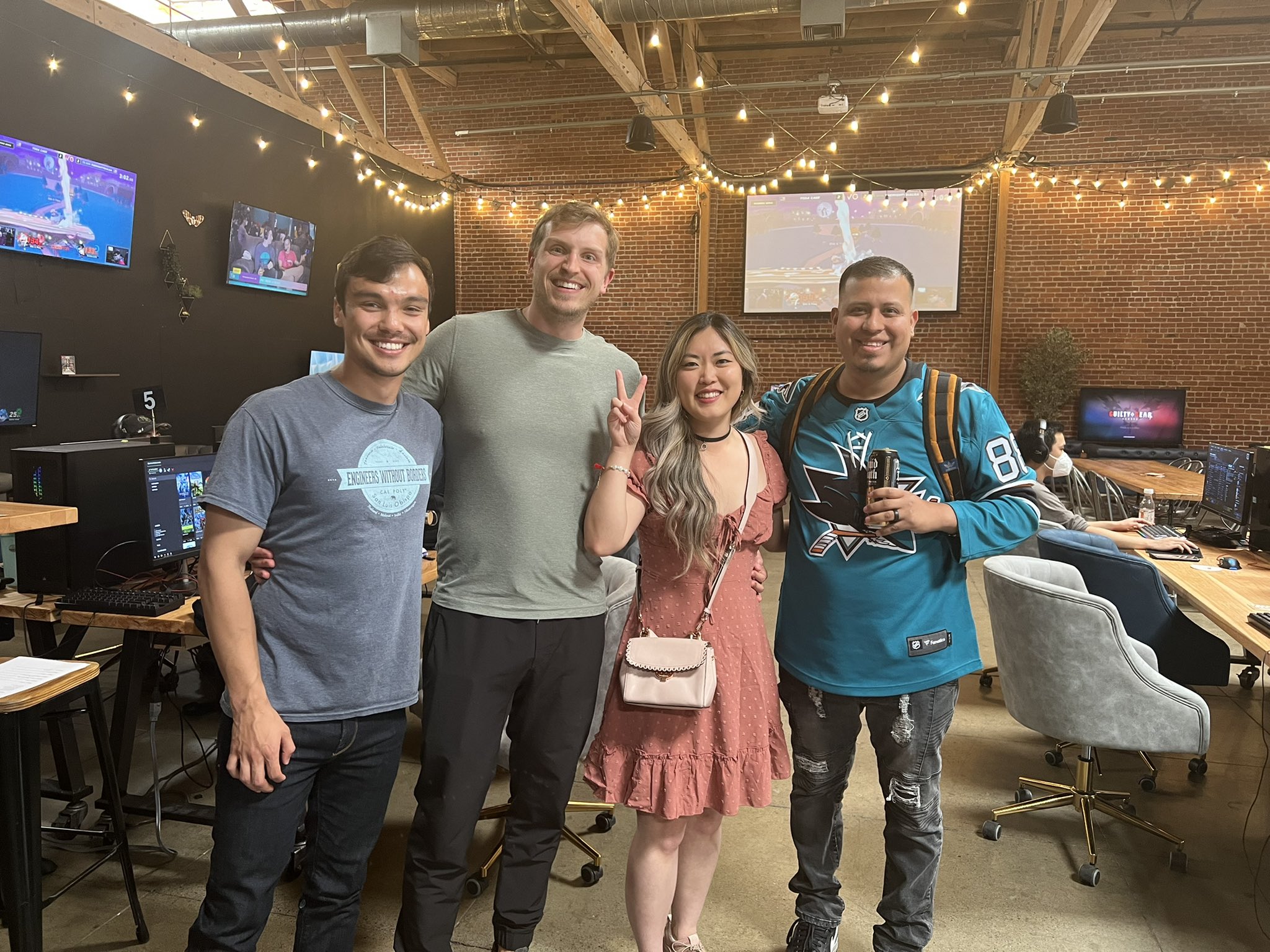 ʍɨchǟɛL on Twitter: "Lost in the losers bracket! Had a good time and met some awesome people ...