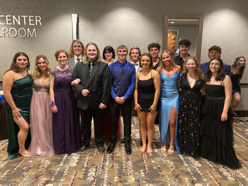 Group High School Prom 2022