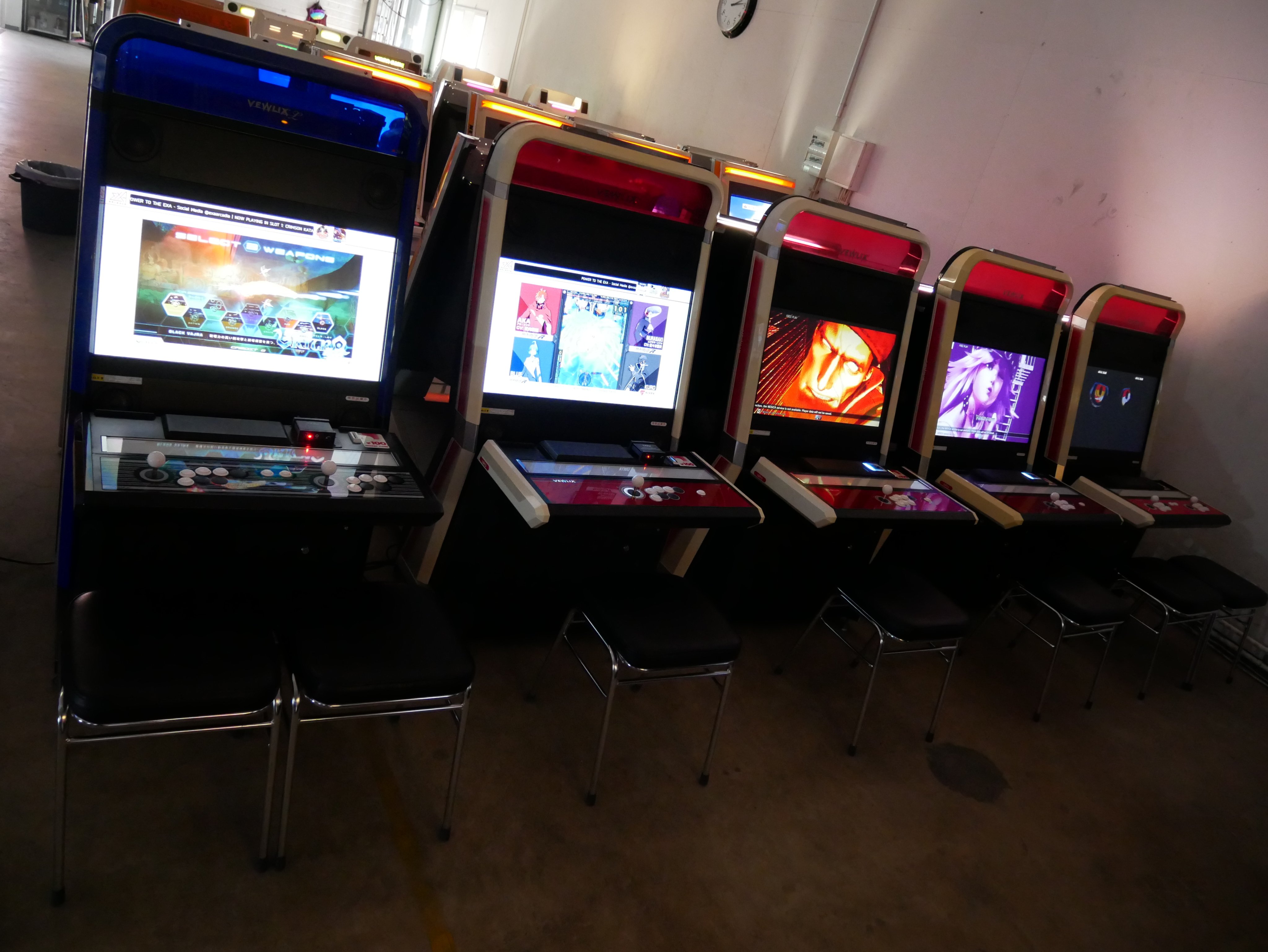 Sugoi on Twitter: "I got tired of looking at my original Vewlix F monitors. The Taito Vewlix ...