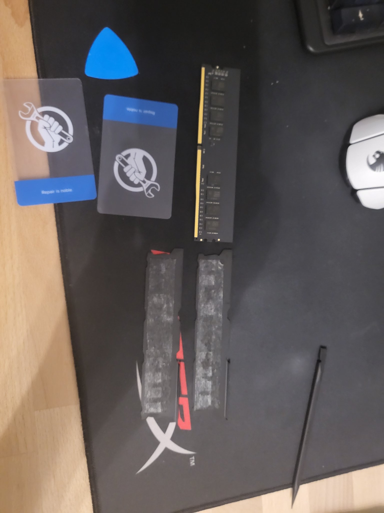 aliceif on Twitter: "As it turns out, thaiphoon calls Samsung D-Die Hynix ??R - Goodram IRDM PRO ...