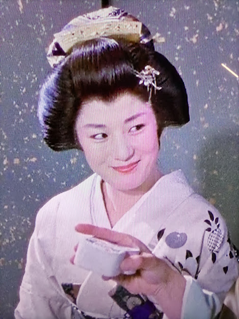 エテキチ On Twitter 悪そうな笑顔がいい感じです。 Cyg2zzrywd Twitter