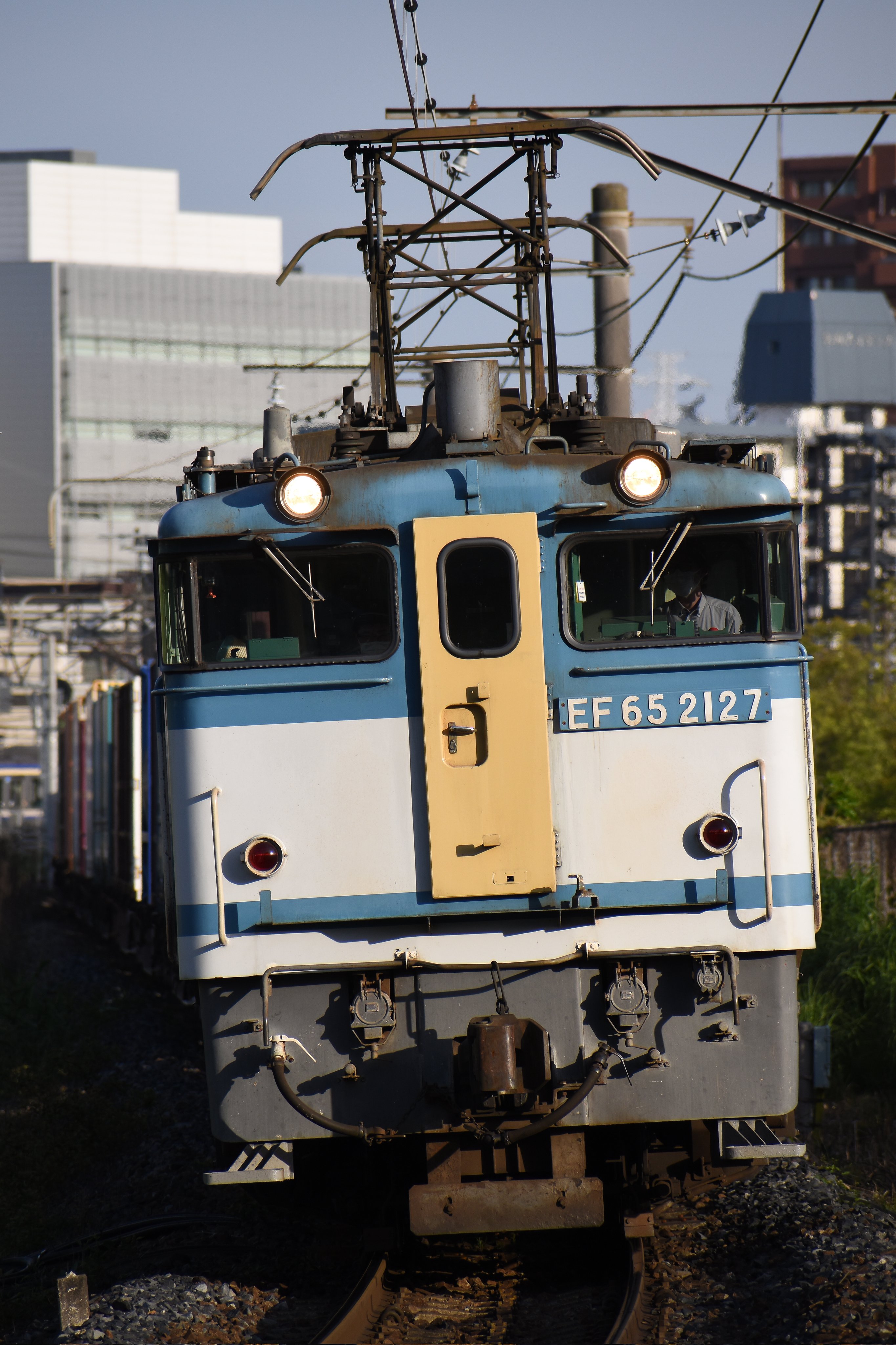 賀茂 on Twitter: "2022/05/10 3091レ EF65 2074 代走 4073レ EF65 2127 直前まで誰もいなくて嬉しさ半分、不安半分でした。 https://t ...