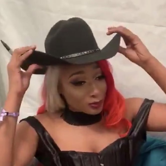 Shacointa Dollaquaysha Jenkins on Twitter: "Talk about Soles, Poles, and Holes https://t.co ...