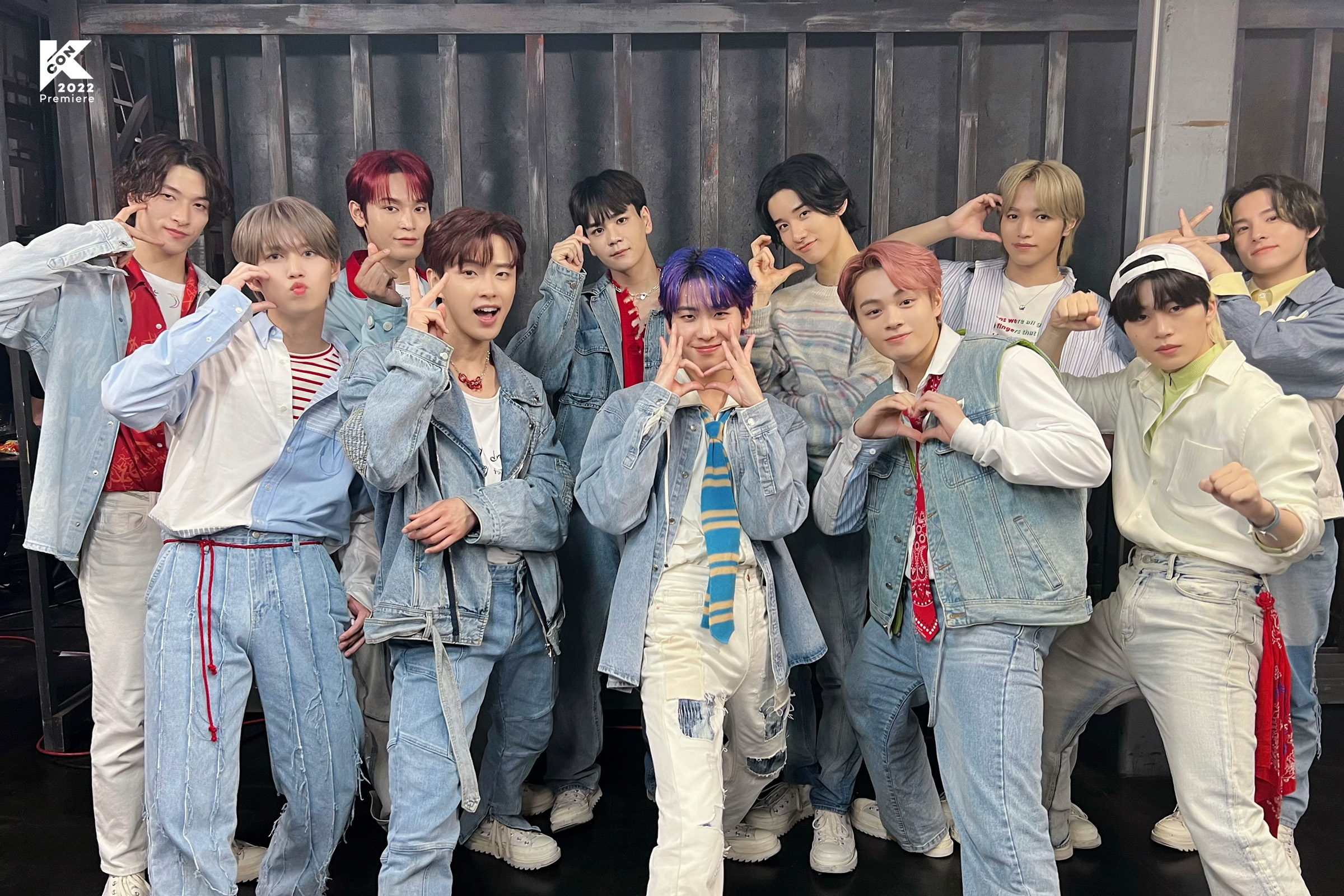 KCON Japan on Twitter: "KCON 2022 Premiere in Tokyoが今週の週末に訪れます💜 JAMのためのサプライズプレゼント到着🎁 #KCON # ...