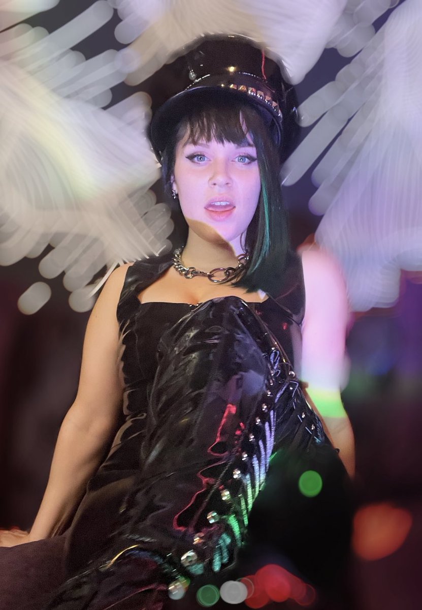 Mistress Sybil Fury on Twitter: "RT @goddessgemnyc: THE GODDESS GEMINI ♊️ I do things My way. So ...