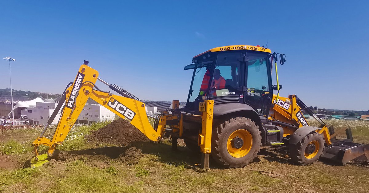 A New Era of Tamping – We welcome four brand new Unimat 09-4X4/4S ...