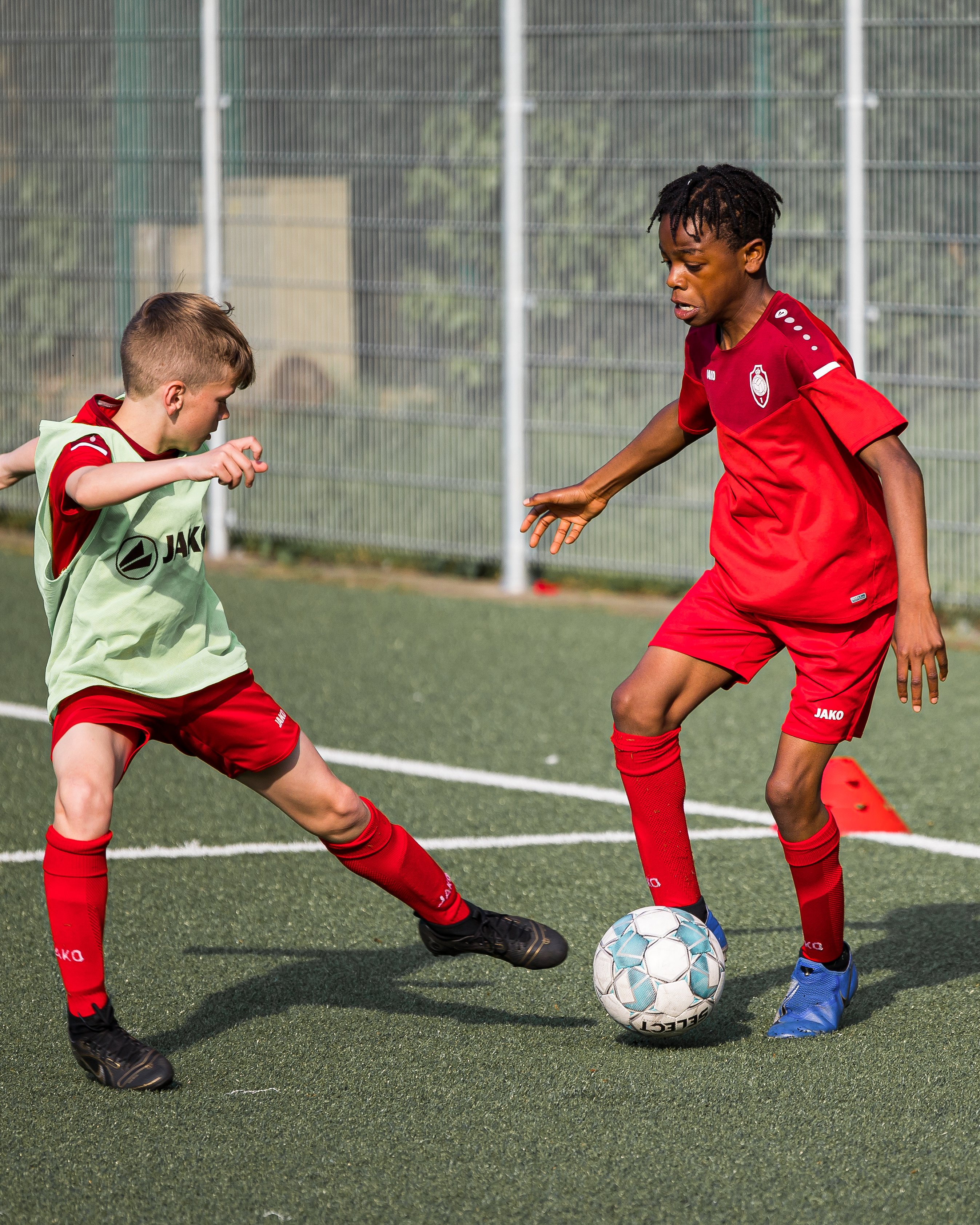 Royal Antwerp FC on Twitter: "SURPRISE! 🥰 Ritchie, Pieter en Ortwin gaven onlangs training aan ...