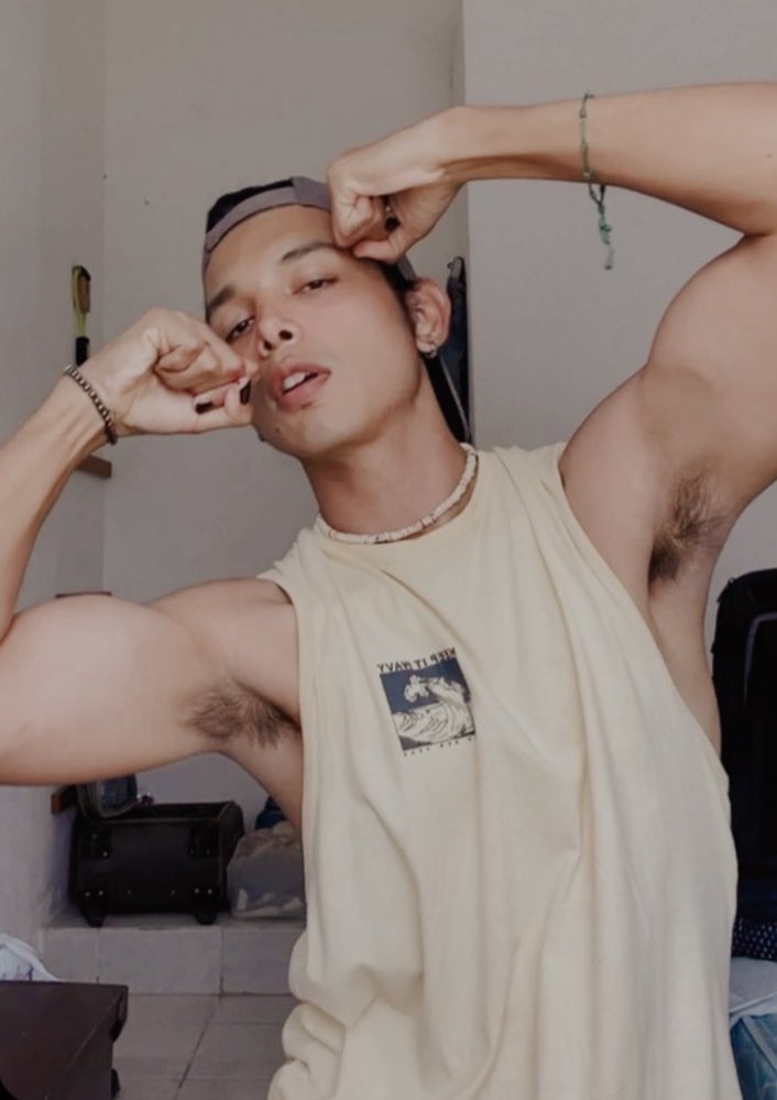Felipe Dumas Varon on Twitter: "Any armpits lovers on here? 💛 https://t.co/bljsPxzSXV" / Twitter