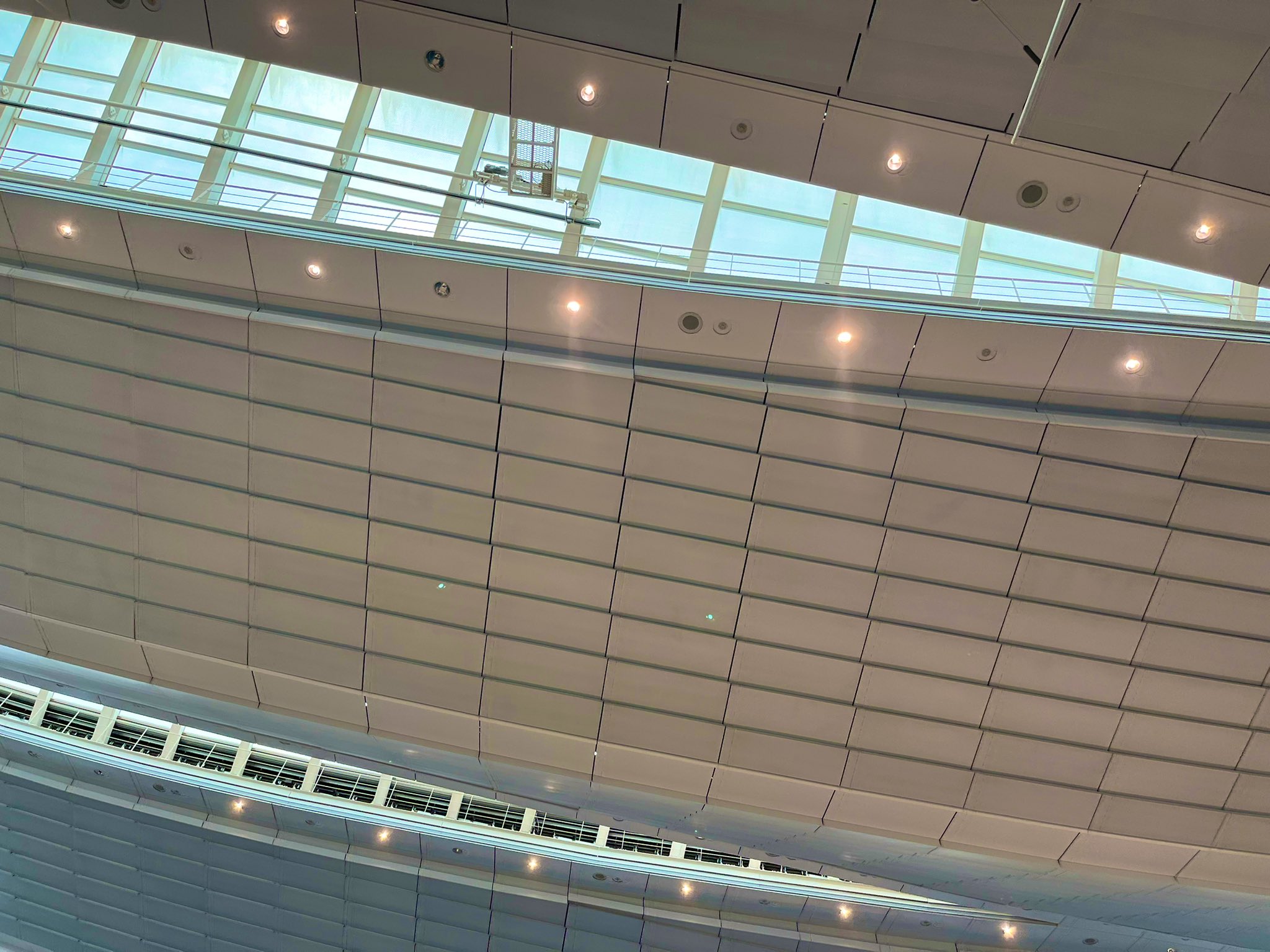 loundraw / FLAT STUDIO on Twitter: "今から、ヨーロッパに行きます #サマーゴースト https://t.co/GMd70Cd0db" / Twitter