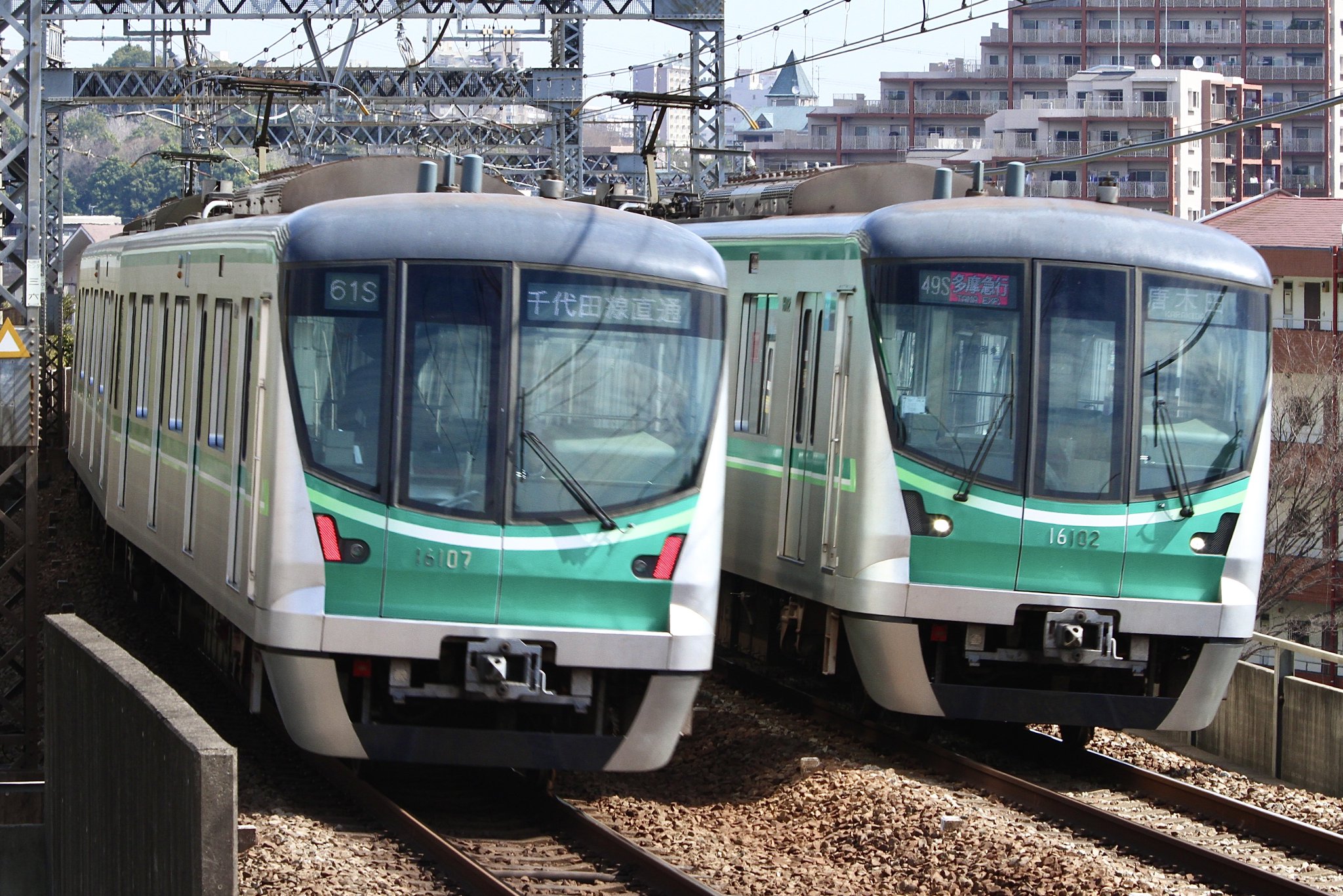 ワタシダ【Odapediaの中の人】 on Twitter: "ワイドドア車の写真ないかなと眺めていたら、こんなのが出てきました。 左はちょっとブレちゃってますが。。。 https://t ...