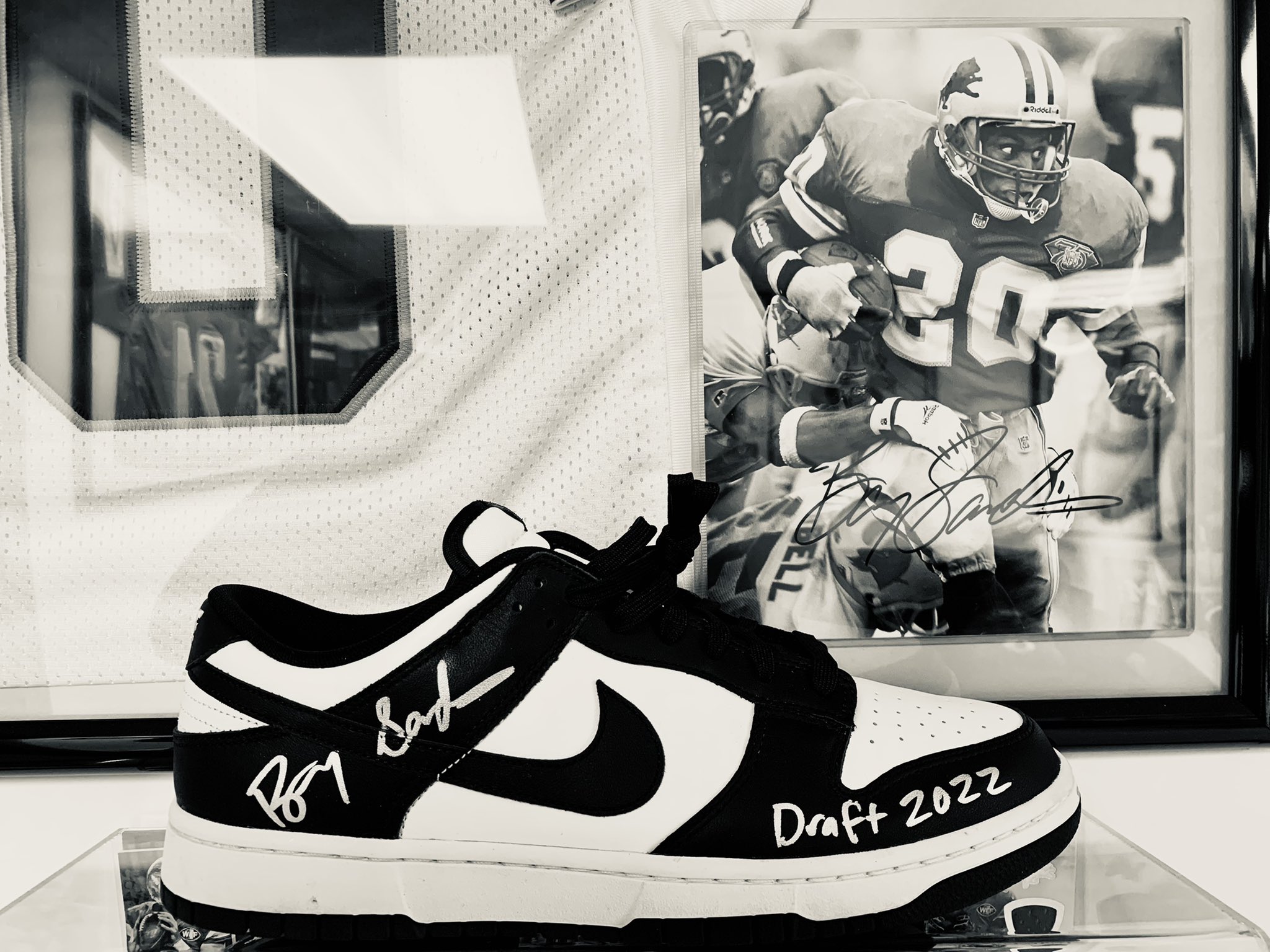 Barry Sanders Shoes 2022