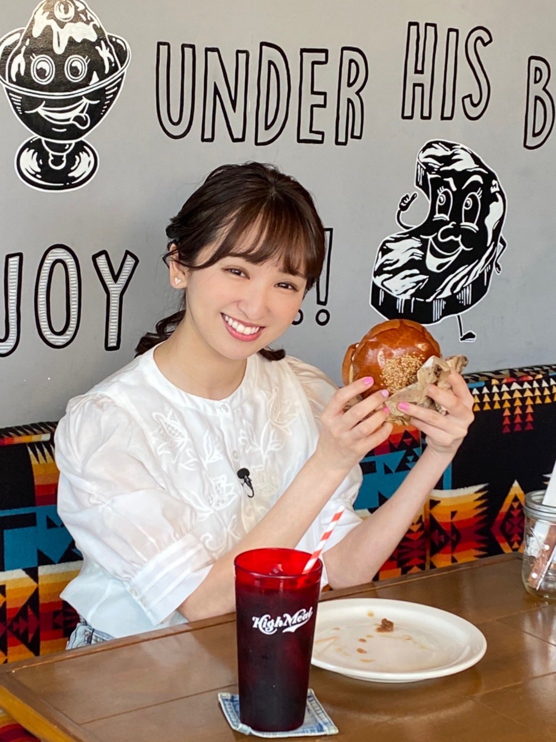 高木マーガレット 🎤Margaret Takagi🇯🇵バイリンガルアナウンサー🇺🇸 on Twitter: "衣装に肉汁いっぱいついちゃった、、、♡ https://t.co ...