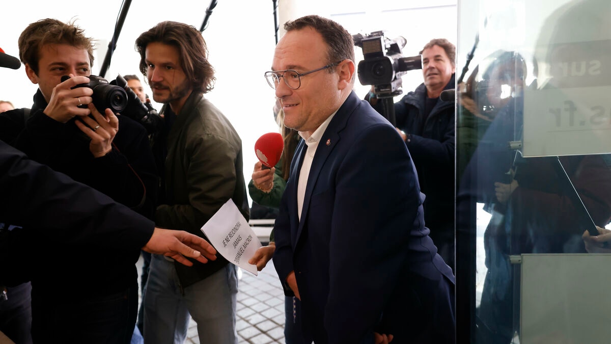 Revue De Presse On Twitter Rt Leparisien Législatives 2022 Aucun
