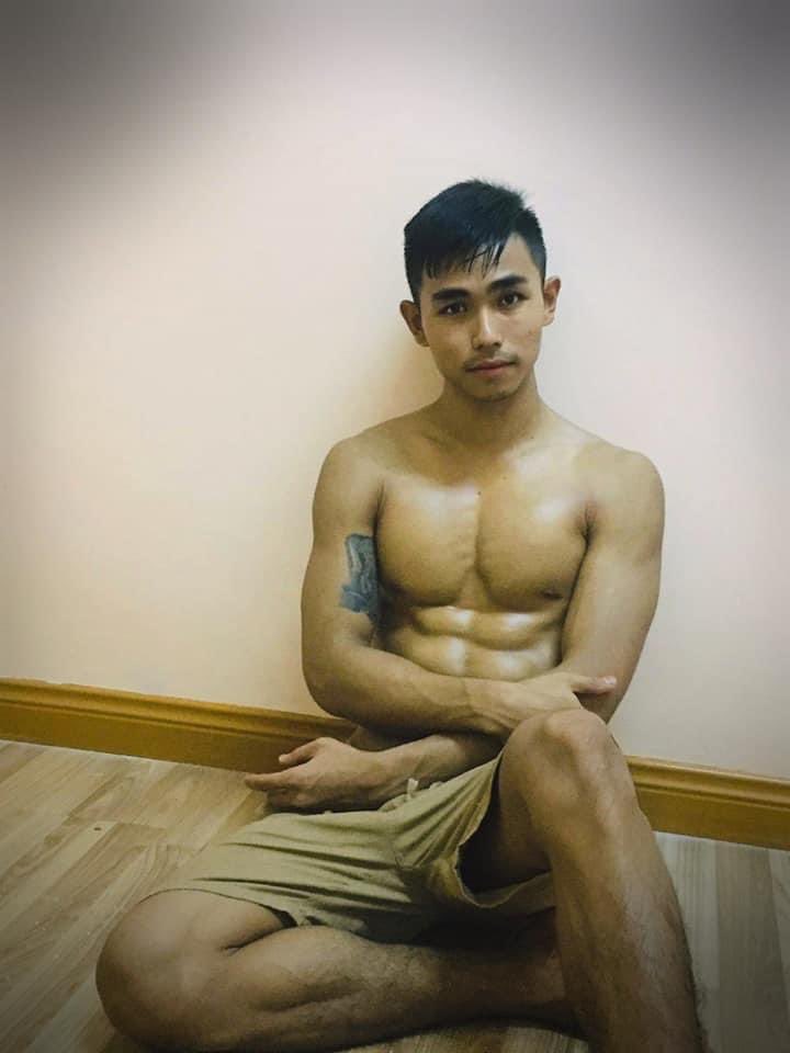 ထူးနောင် on Twitter: "RT @PaSoeKaungLay: Si Thu Aung Phyo😍😍😍"