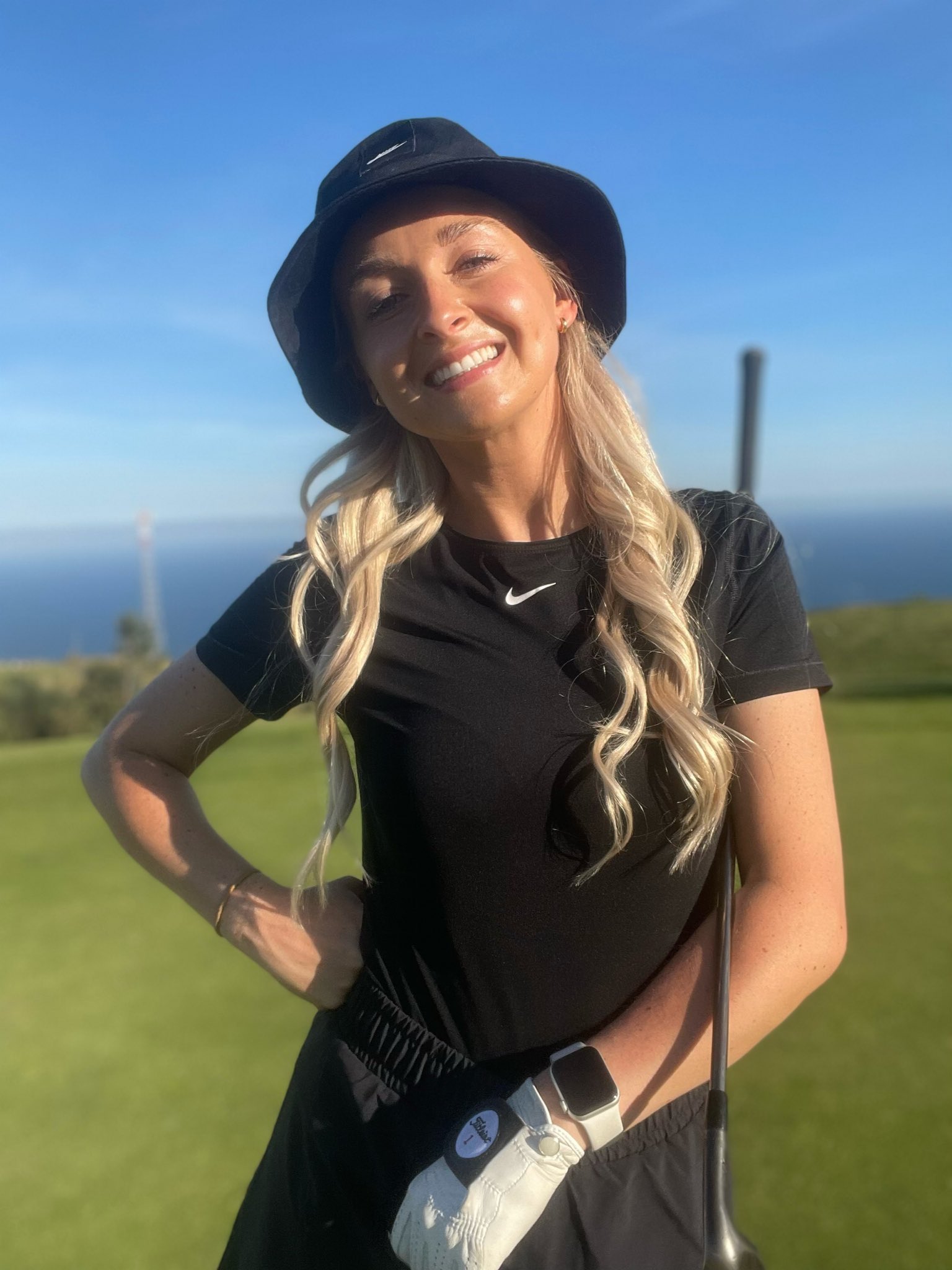 Hannah Davies on Twitter: "Happy Weekend Everyone ️ #golf https://t.co/BpVMlfmpQv" / Twitter