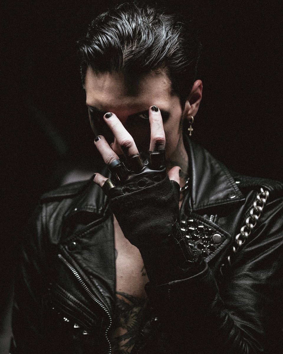 Andy Sixx Wallpaper 2022