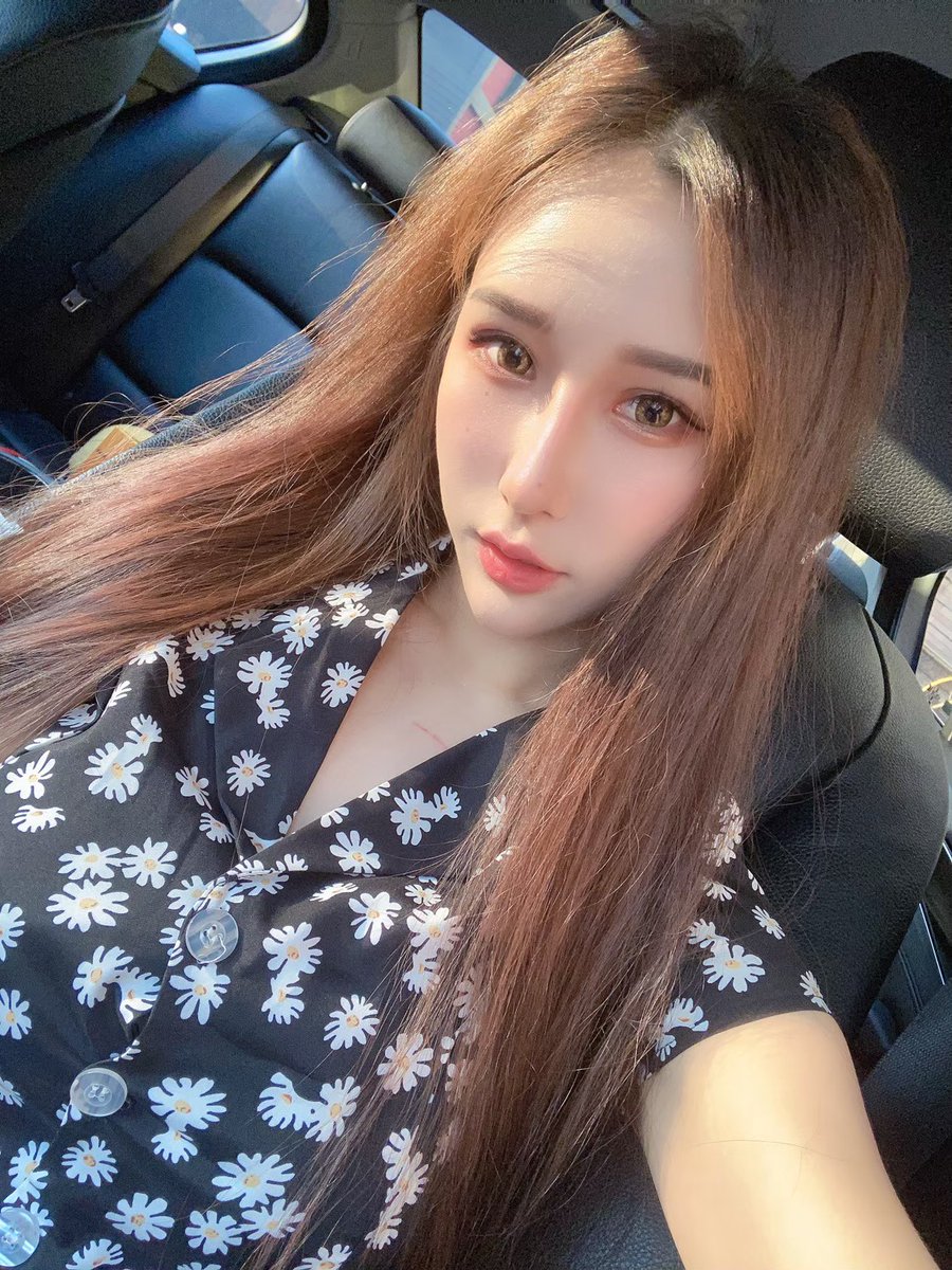 想兜風? 走! 女飆仔載你~ 不怕，保險都保好了齁? JVID🔍夢夢monmon #JKF #jvfans #JVID #百大女郎 #JKF雜誌 #JKF女郎 #JKFlady #捷克論壇 ...