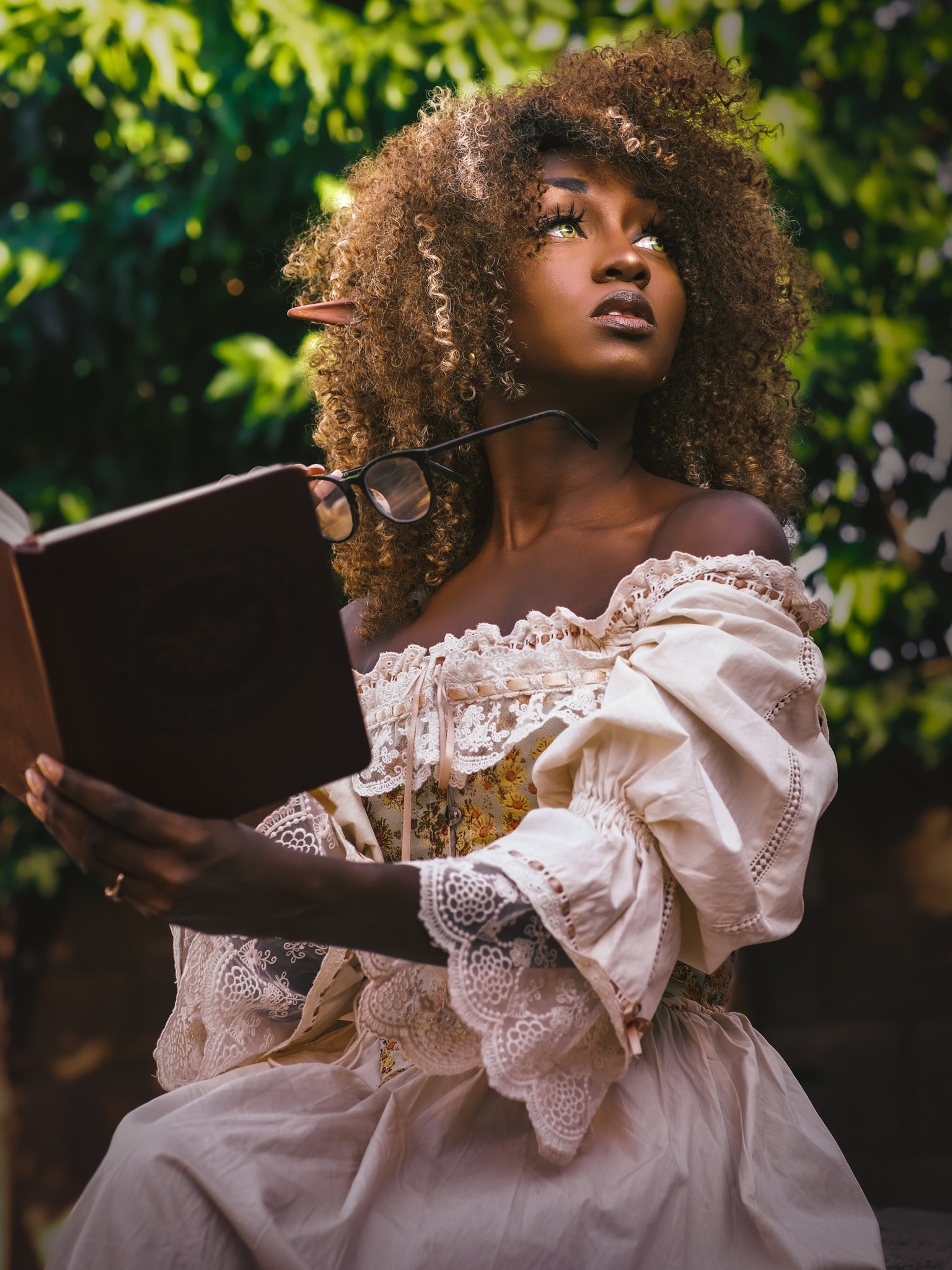 Jahara Jayde on Twitter: " NEW COSPLAY Village Fae 🧺📔🧚🏾 Happy #blackfaeday 🖤 https://t.co ...