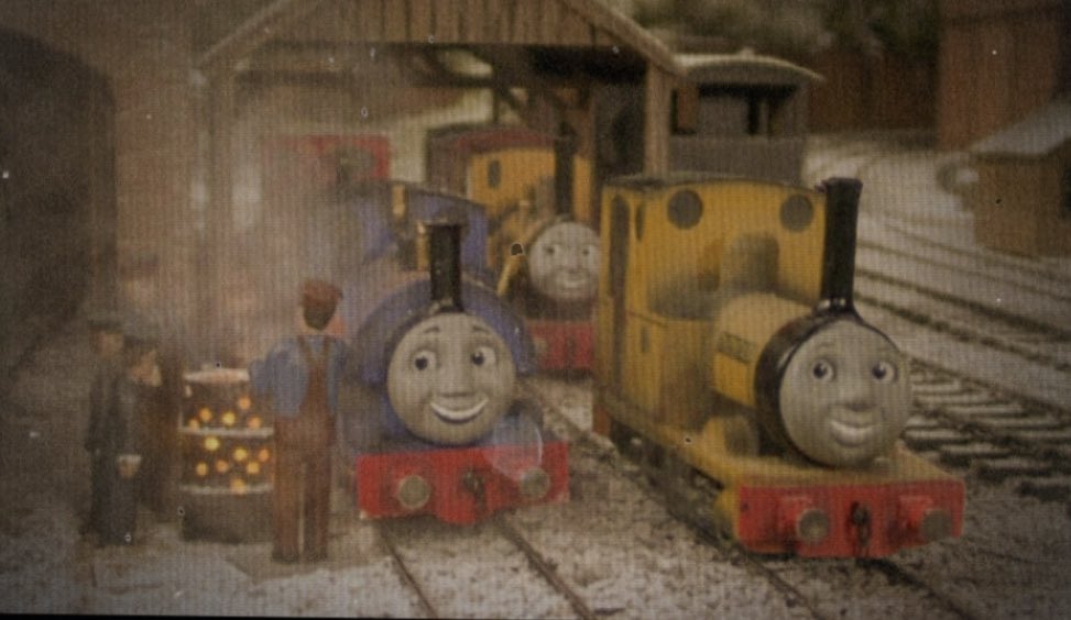 Thomas Memes Christmas Edition on Twitter: "Nothing wrong here https://t.co/bWkHfL2kyB" / Twitter