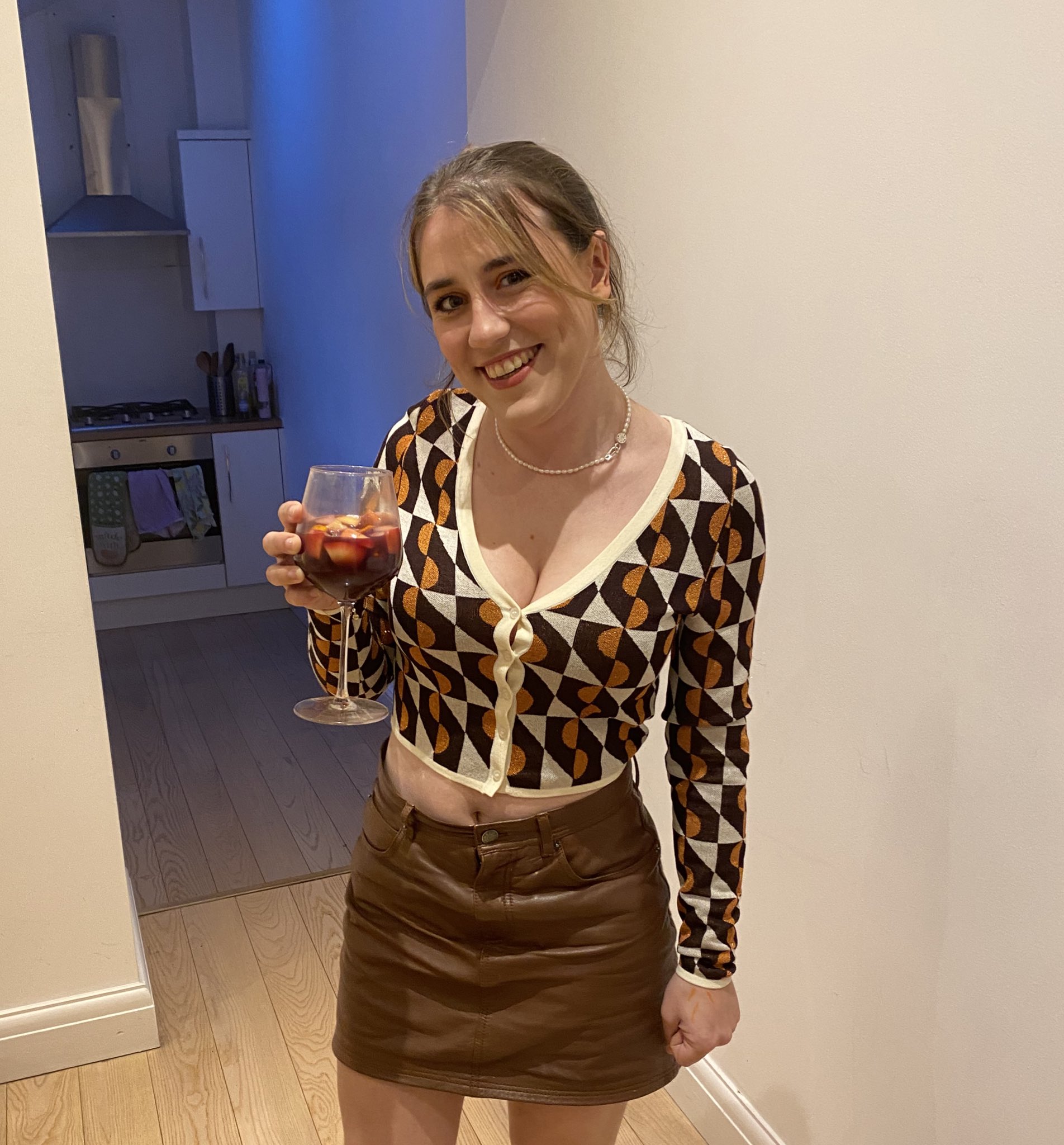 Marianna Spring on Twitter: "Found a moment between War on Truth podcast & online harms ...