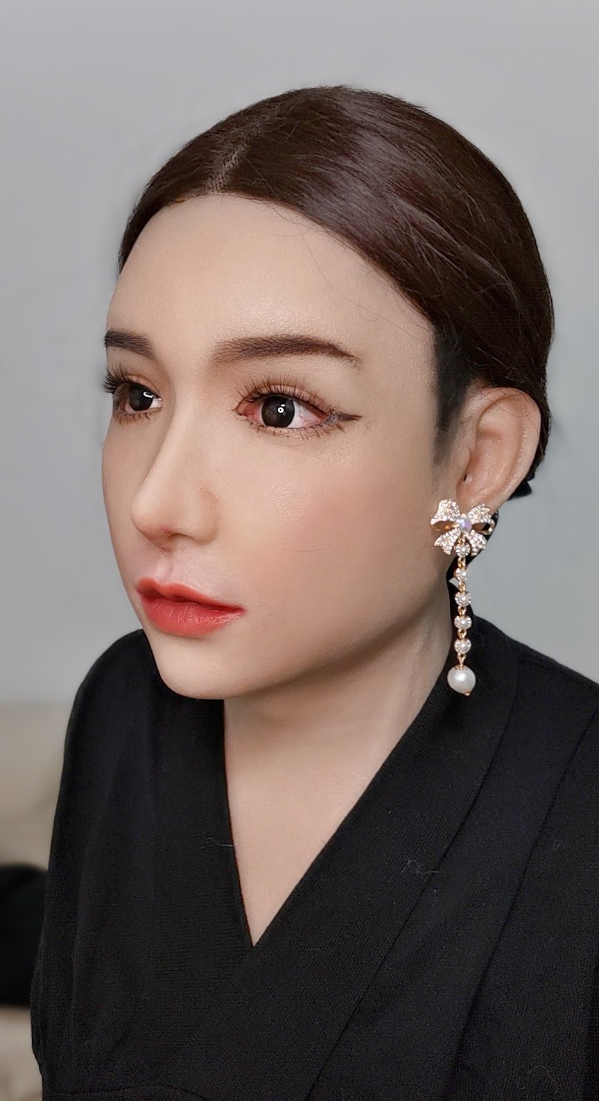 神清气爽iris on Twitter: "比较少拍侧脸特写，眼眶的接缝还是比较明显 https://t.co/VHEpm0FNI5" / Twitter