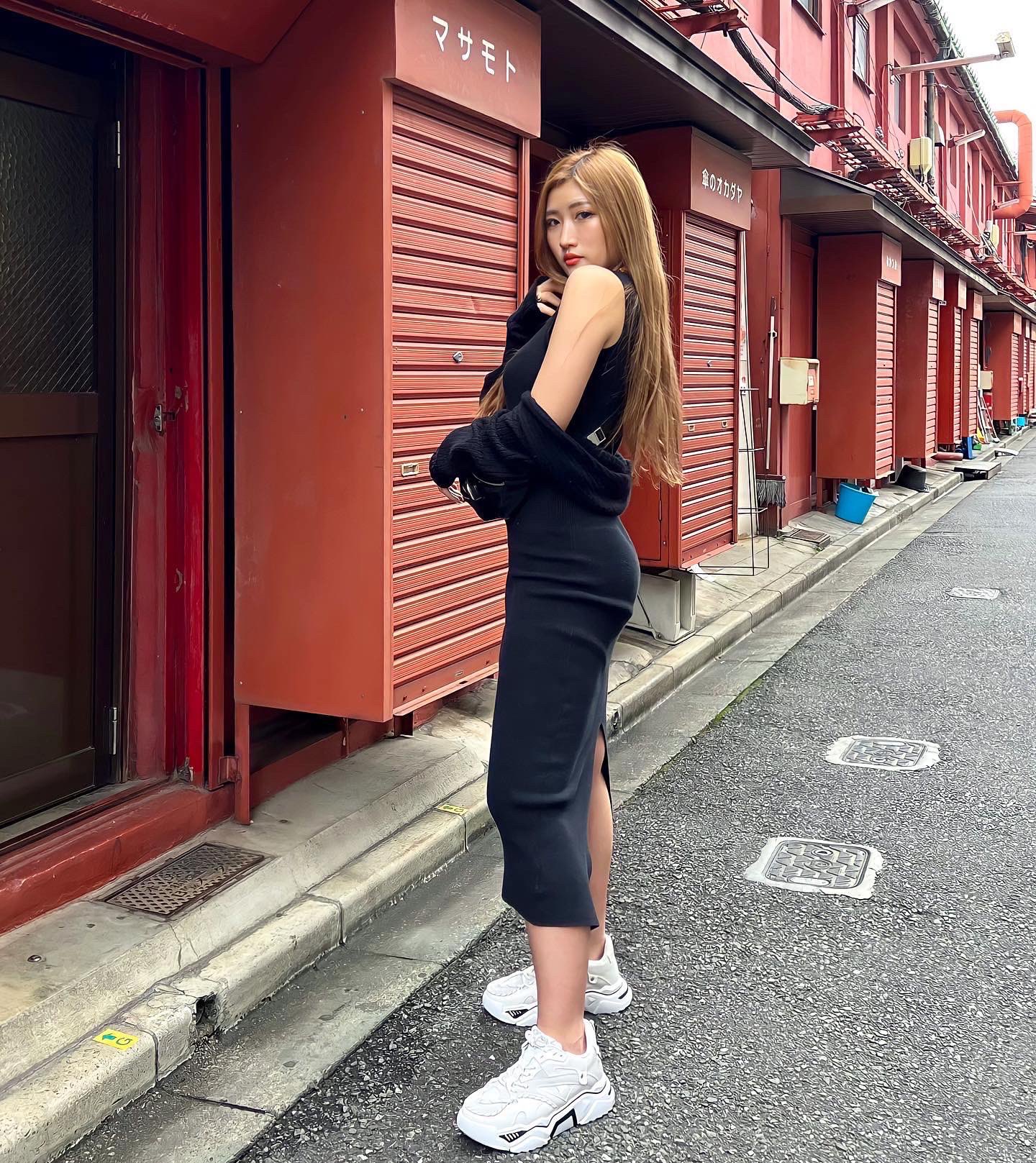 ASAMI💋. on Twitter: "https://t.co/3J9Aq3a8FV 浅草で食べ歩きしてきた🍡⛩ #浅草食べ歩き #浅草 #浅草グルメ https://t.co ...