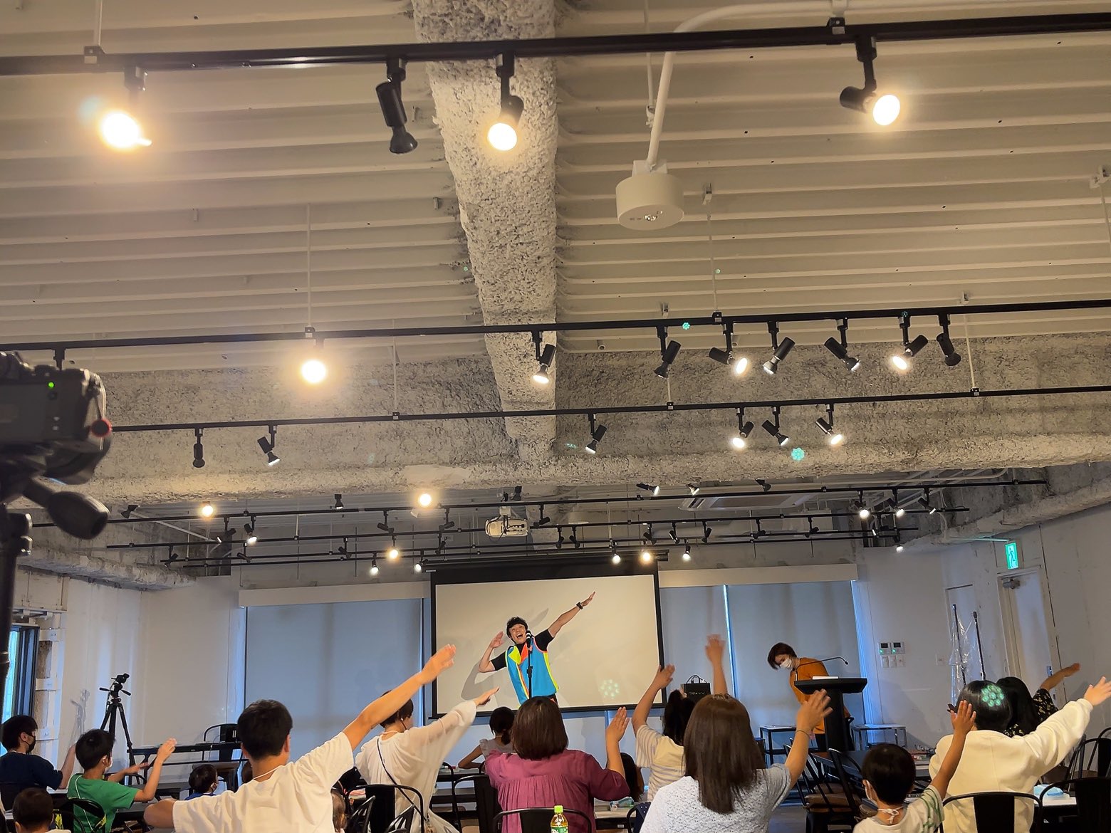 飯田さやか on Twitter: "RT @yoshihisa_staff: 二部も元気に『あそべ!アドベンチャー』👯‍♂️ #よしひ ...