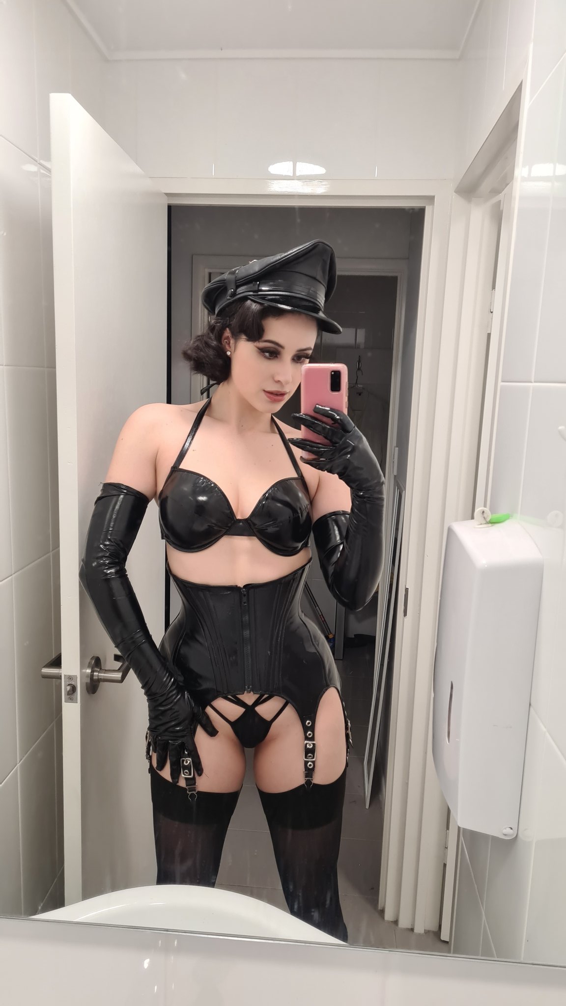 Evana De Lune on Twitter: "https://t.co/qNgOGWbU3X" / Twitter