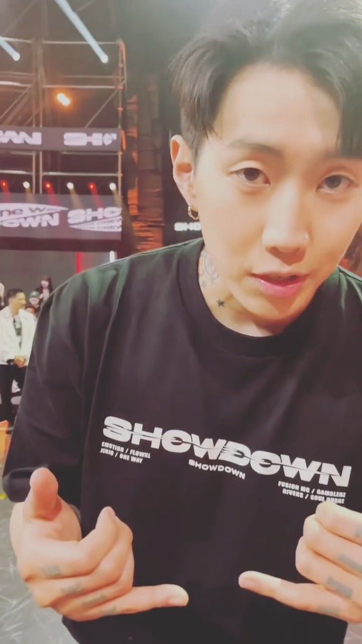 Jinjo Crew Wallpaper