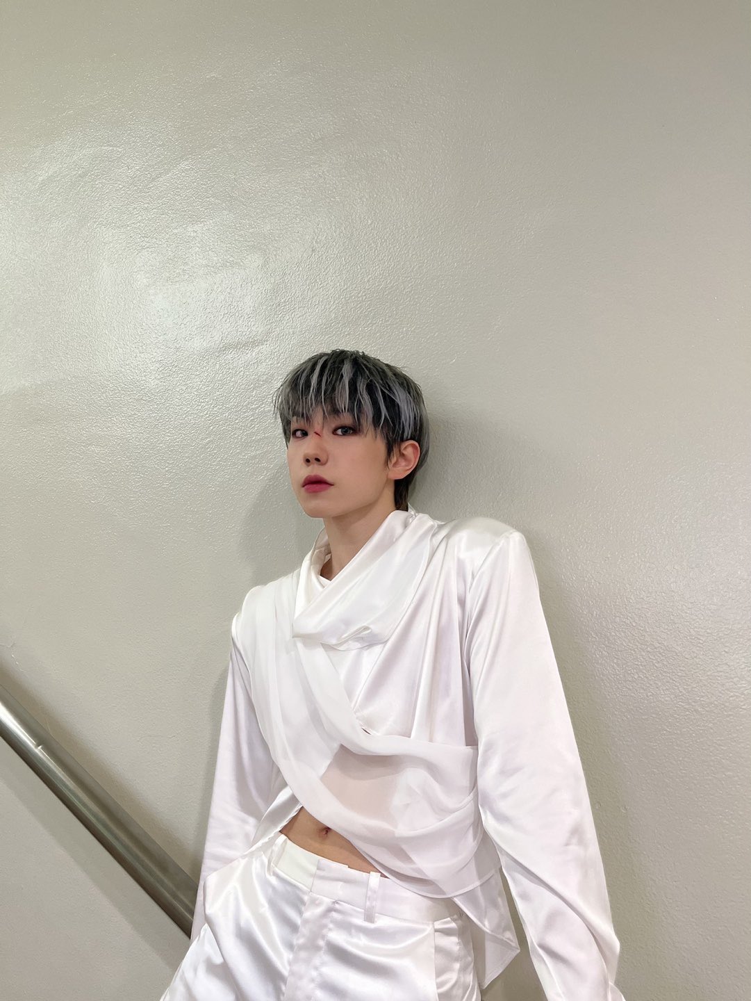 E'LAST(엘라스트) on Twitter: "엘링 오늘도 고생했어요🌺 잘자요🍯 #ELAST #엘라스트 #WONJUN #원준 https://t.co/vHklh4Qk6i ...