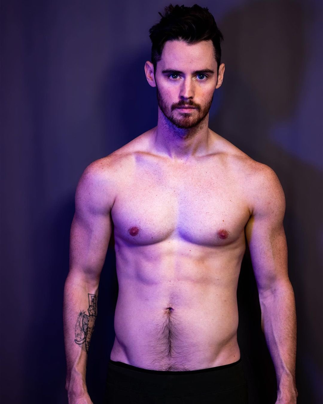 Fit Famous Males On Twitter Dan Benson 😍🔥 Utcqp6ader