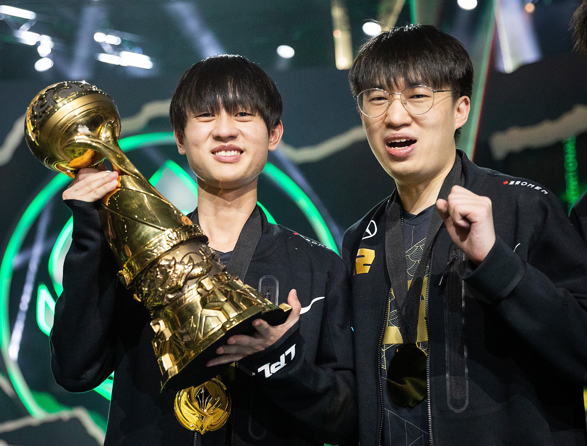 LPL Fanclub on Twitter: "With this victory: · RNG finally beats T1 in BO5 after 9 years; · RNG ...