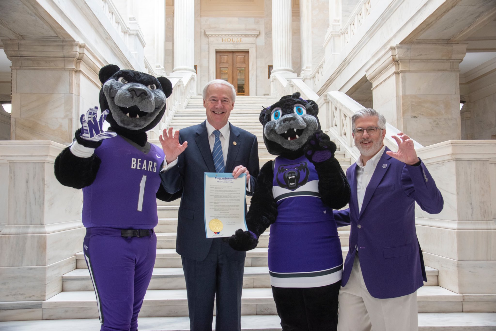 University Of Central Arkansas Mascot