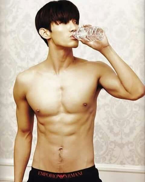 Legendary Kpop Abs ♂️ on Twitter: "1073. Changmin / TVXQ https://t.co/x3r1oGNVBx" / Twitter