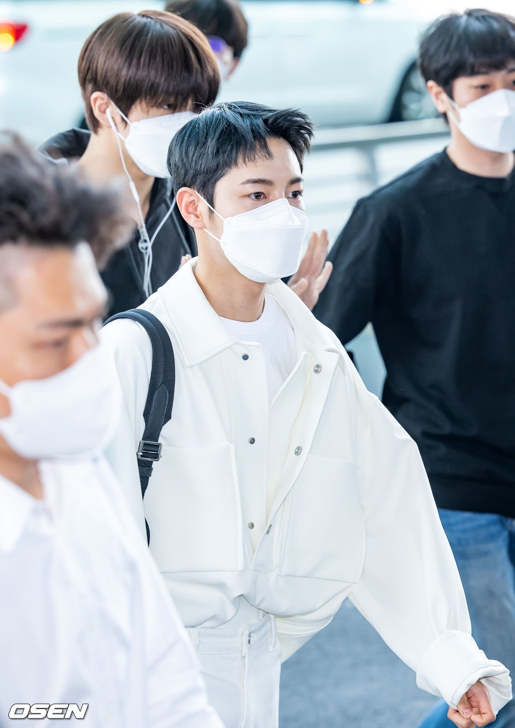 (SLOW) NCT INDONESIA Fanbase 💚 🇮🇩 on Twitter: "[PRESS] 220519 #NCTDREAM - #RENJUN di Bandara ...