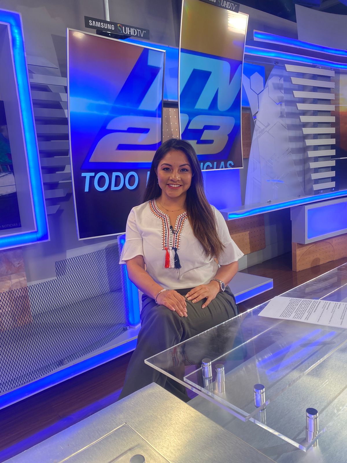 TN23 on Twitter: ".@ligiat_muralles agradece su sintonía a @TN23NOTICIAS y https://t.co ...