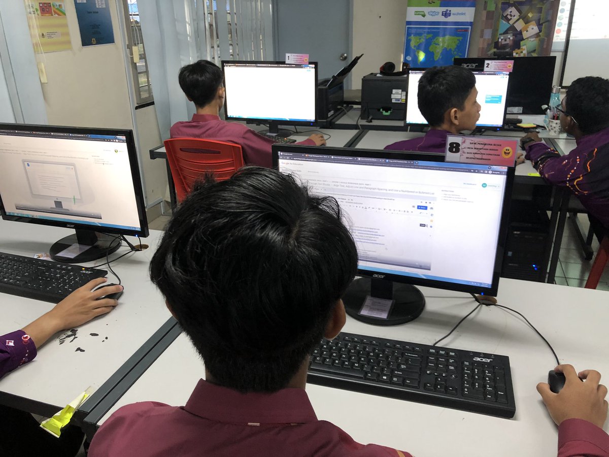 diploma seni digital politeknik - Owen May