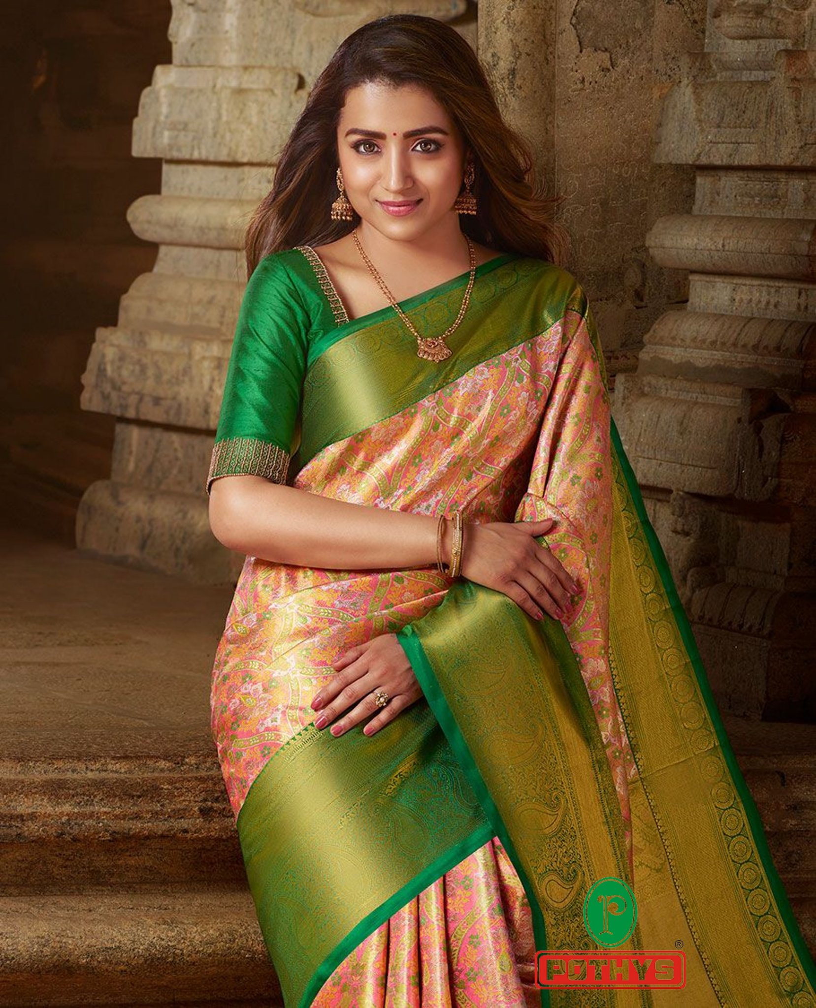 Trisha In Saree In Pothys Ad