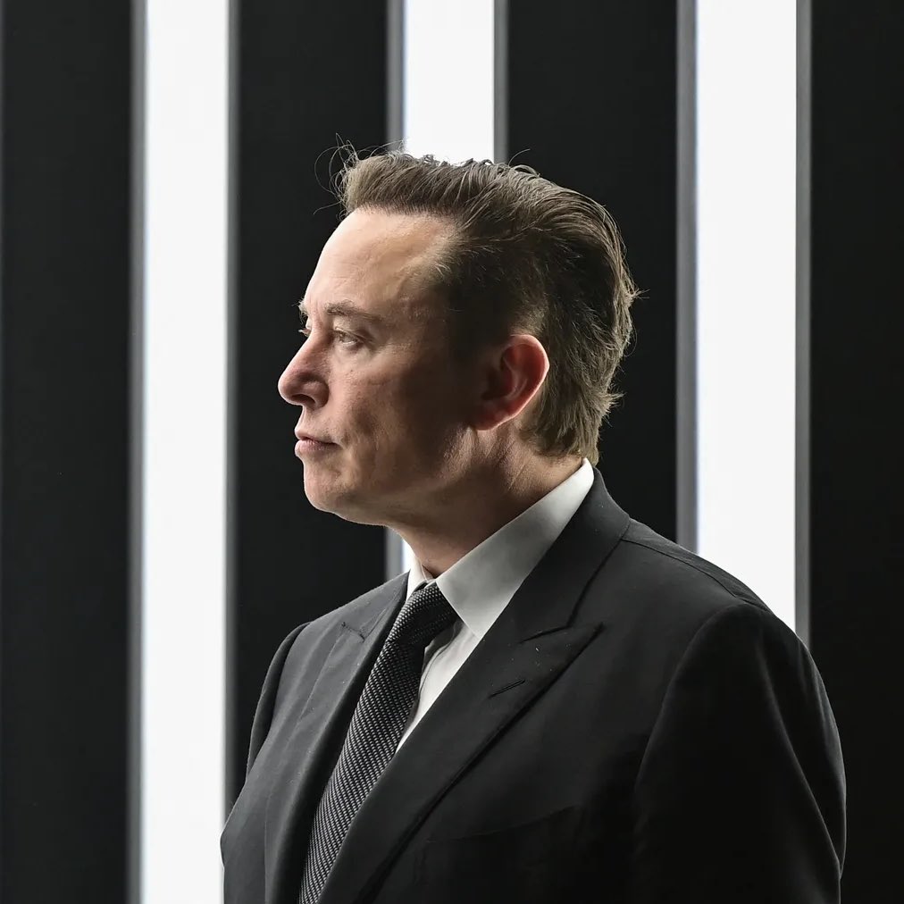 Pop Crave On Twitter Spacex Reportedly Paid A Flight Attendant