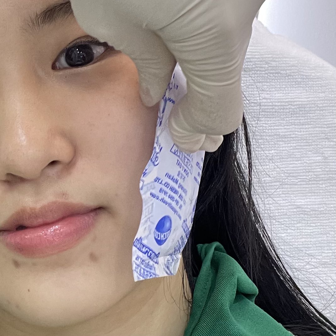 cloudysstory ꕀ on Twitter: "เสร็จแล้วก็ต่อที่โบท็อกซ์กับแฟตค่ะ เราซื้อโปรแบบโบท็อกซ์ไม่จำกัด ...