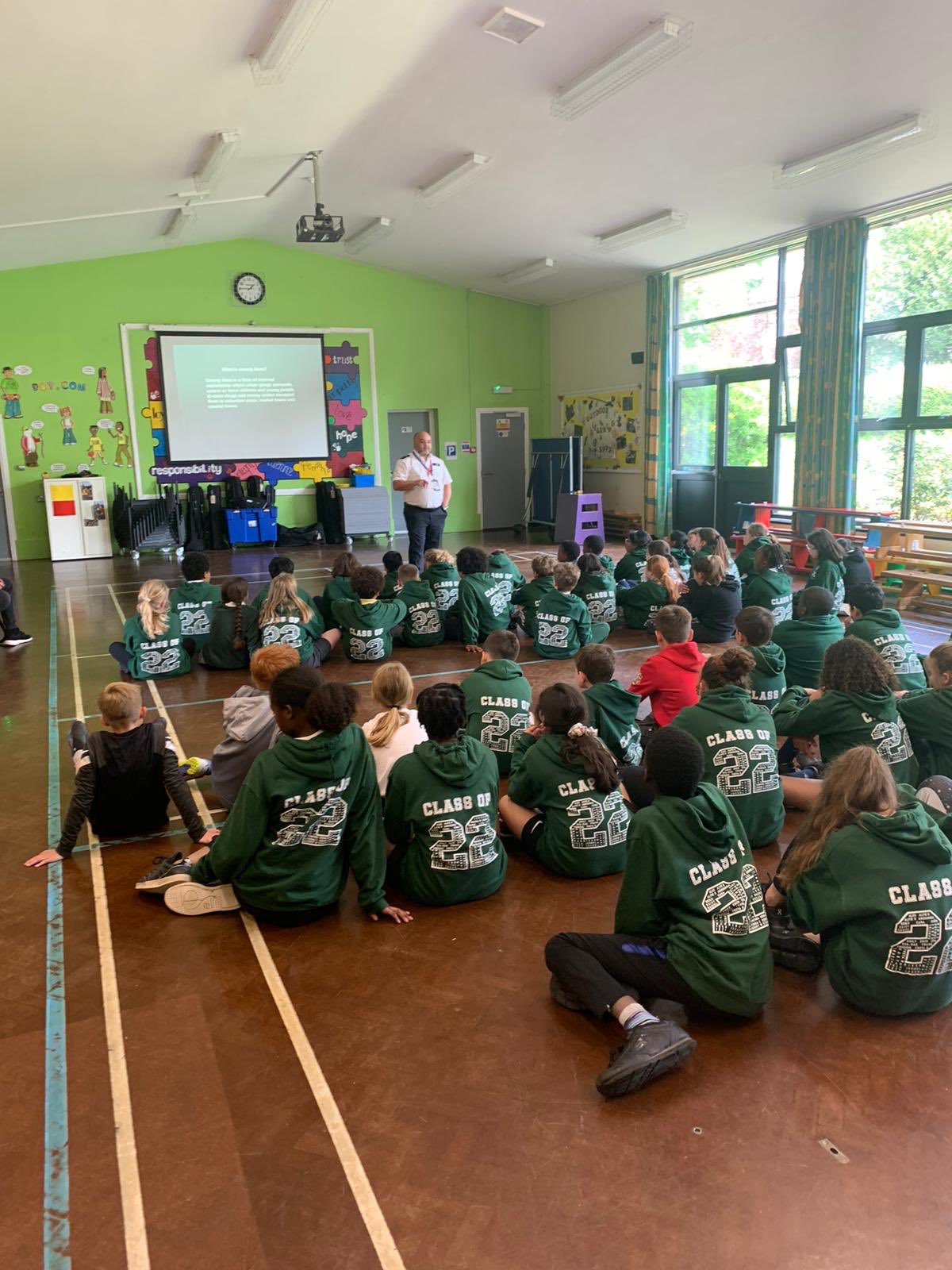 Violent Crime Taskforce on Twitter: "Ps Johnson and Pc Edmondson from our engagement team would ...