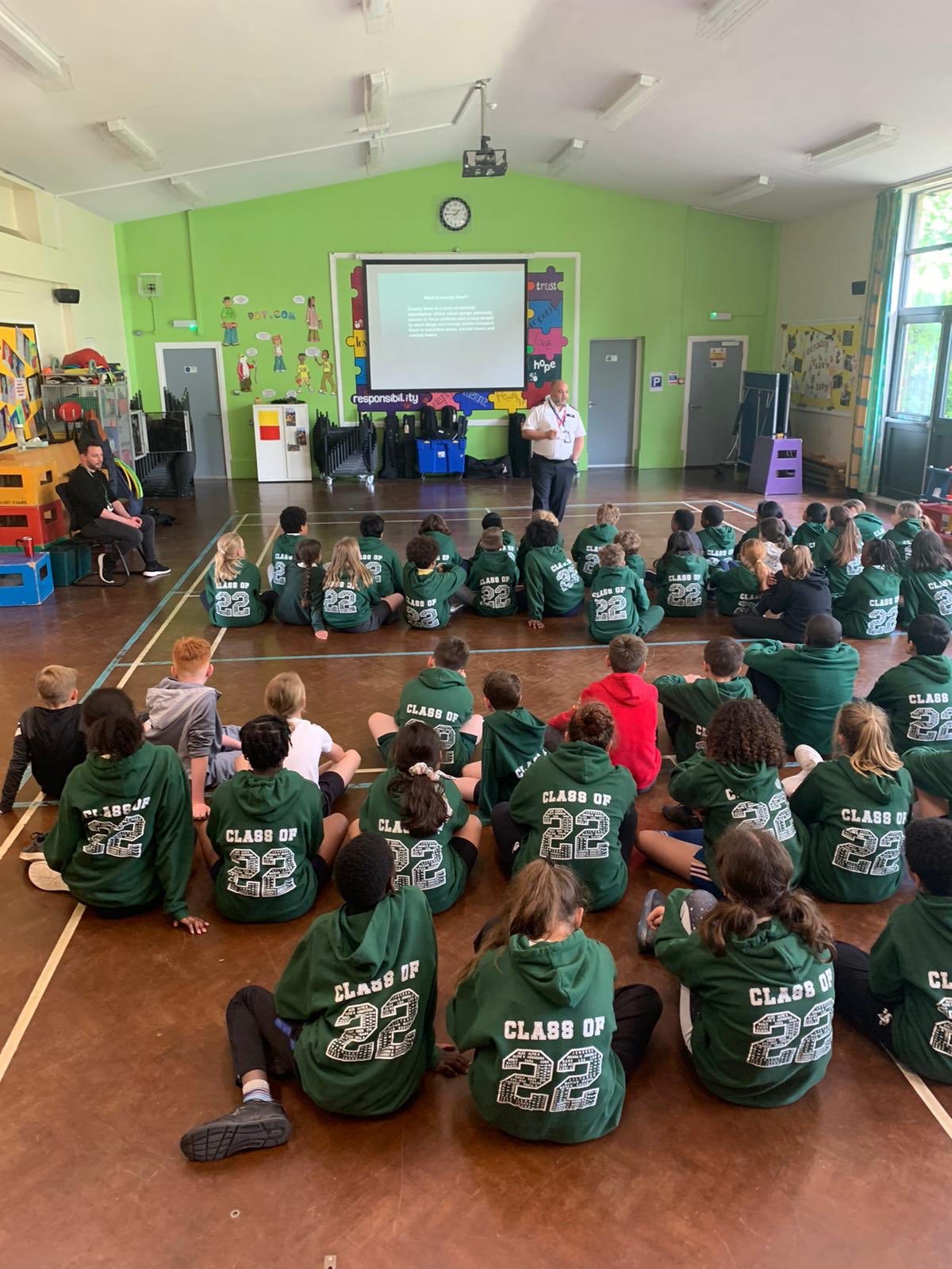 Violent Crime Taskforce on Twitter: "Ps Johnson and Pc Edmondson from our engagement team would ...