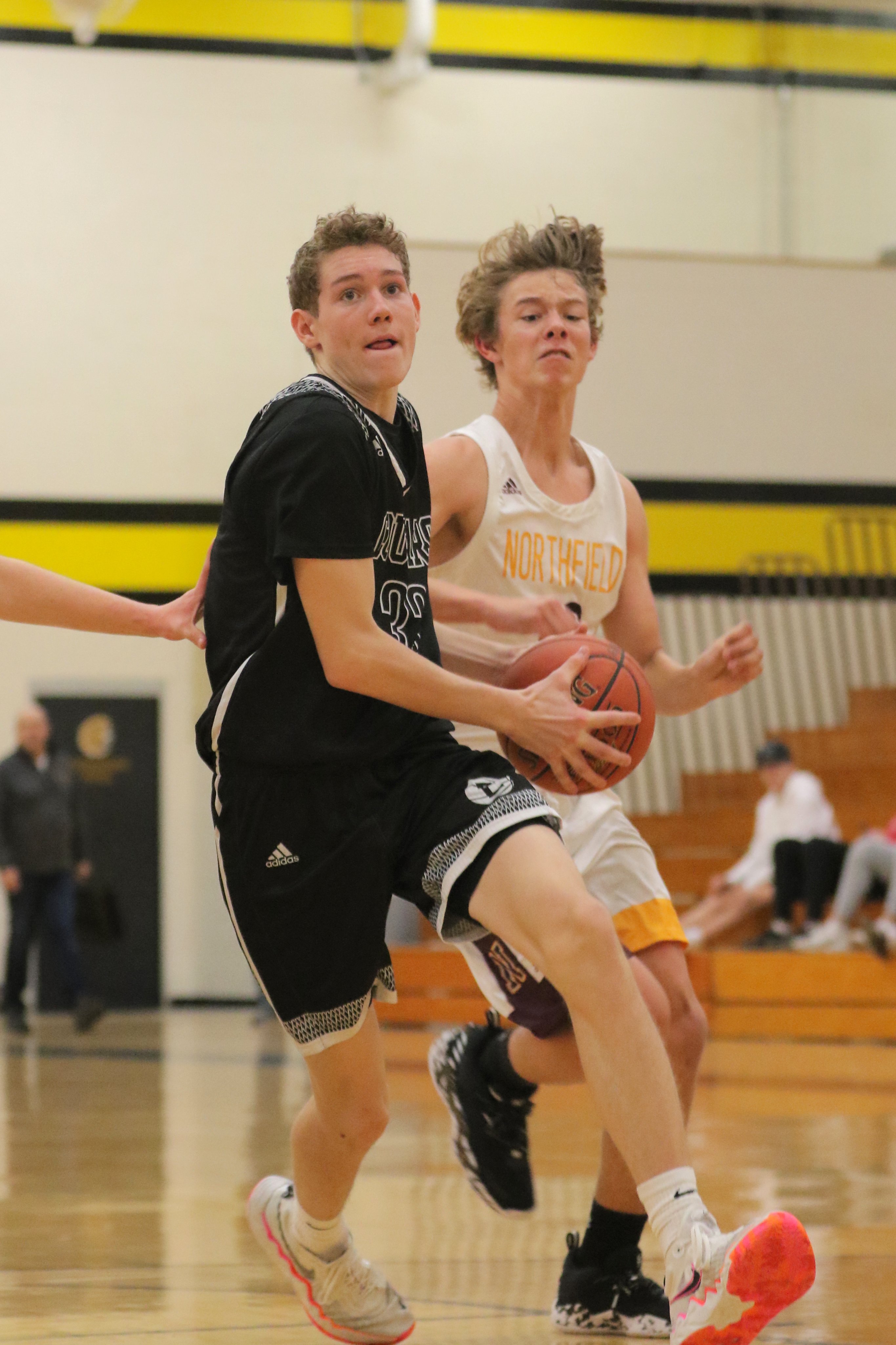 MN BB Coaches Assoc on Twitter: "The MBCA welcomes 2024, Carson Schweim, 6'6", Mankato East, as ...