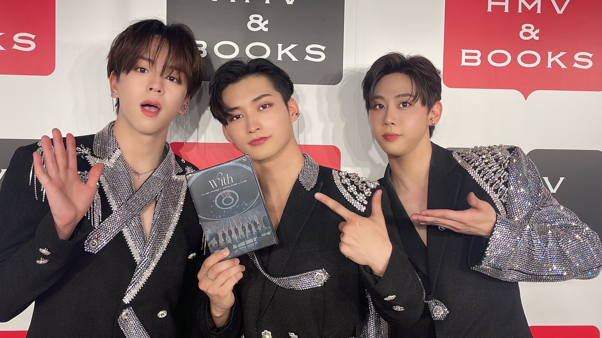 HMV&BOOKS SHIBUYA on Twitter: "【#ORβIT 】本日はTHE FIRST ONLINE LIVE「With」Blu-rayリリース記念イベントにお越し頂き ...