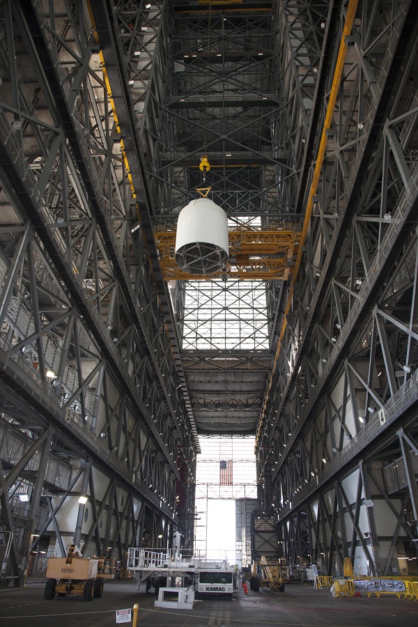 Nasa Vehicle Assembly Building Rain Cloud The Dizzying View Inside