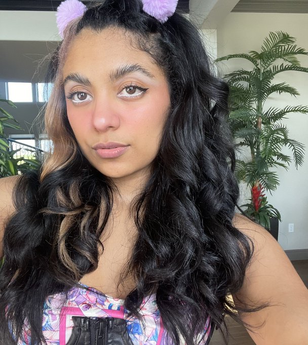 TW Pornstars - TheStartOfUs. Pictures and videos from Twitter. Page 5