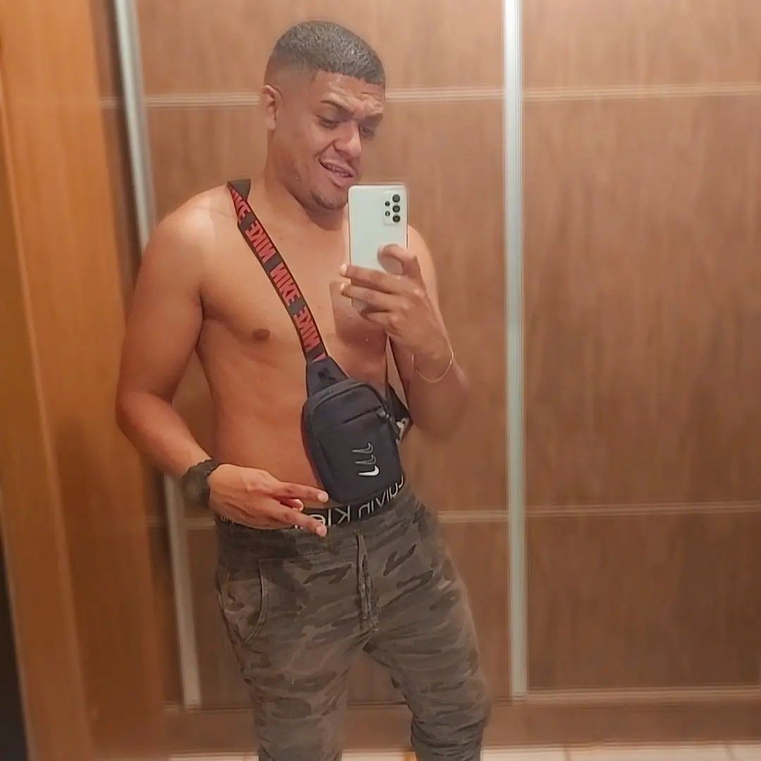 Iago Pereira on Twitter: "#NewProfilePic https://t.co/YNZ3i7FTiT" / Twitter