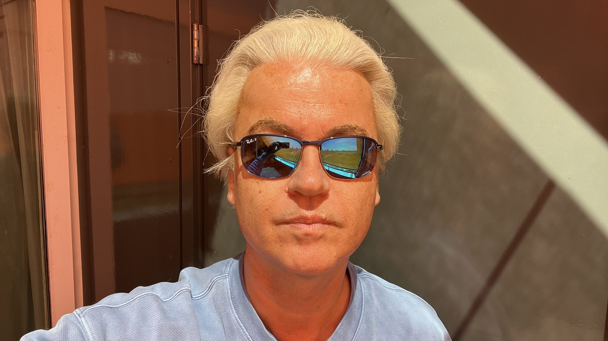 Geert Wilders on Twitter: "SUNNY SUNDAY 🌞 https://t.co/3JbJ7fdLcF" / Twitter