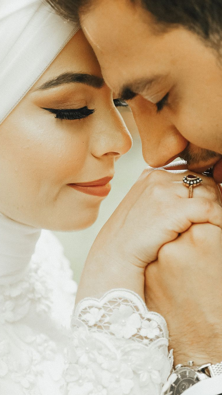 Muslim Loving Couple Wallpaper 20,700+ Muslim Couple Stock Photos,